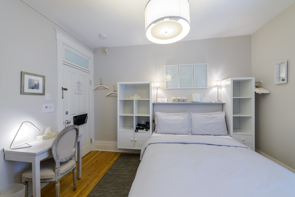 202 - Chambre Cartier | Site officiel de l'Auberge aux deux lions